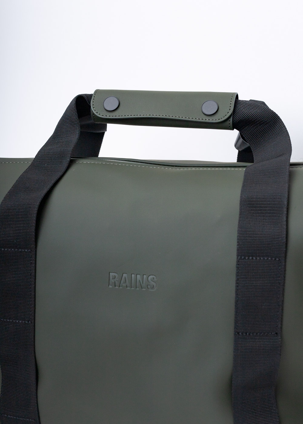 Rains Weekend Bag Small 32,99 € - Sneaker Peeker - I migliori sconti ...