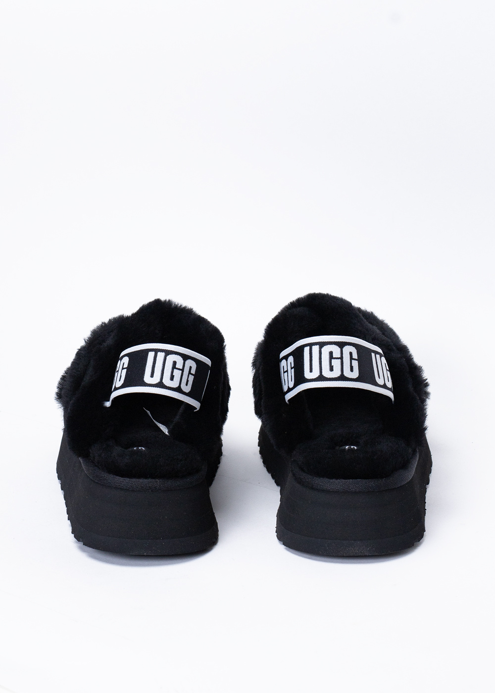 UGG W DISCO CROSS SLIDE 69,99 € - Sneaker Peeker - I migliori sconti ...